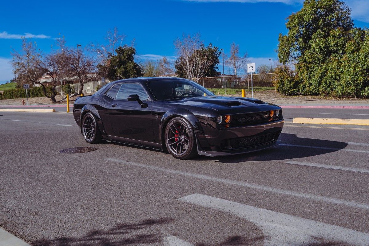 Dash Cam Footage Captures Dodge Charger Being Pursued by Police in Wild ...