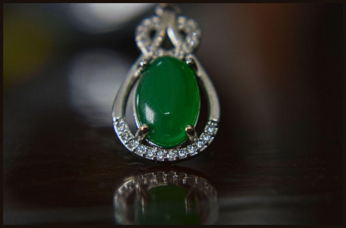 The Enduring Popularity of Jade and Real Turquoise Jewelry - HubPages
