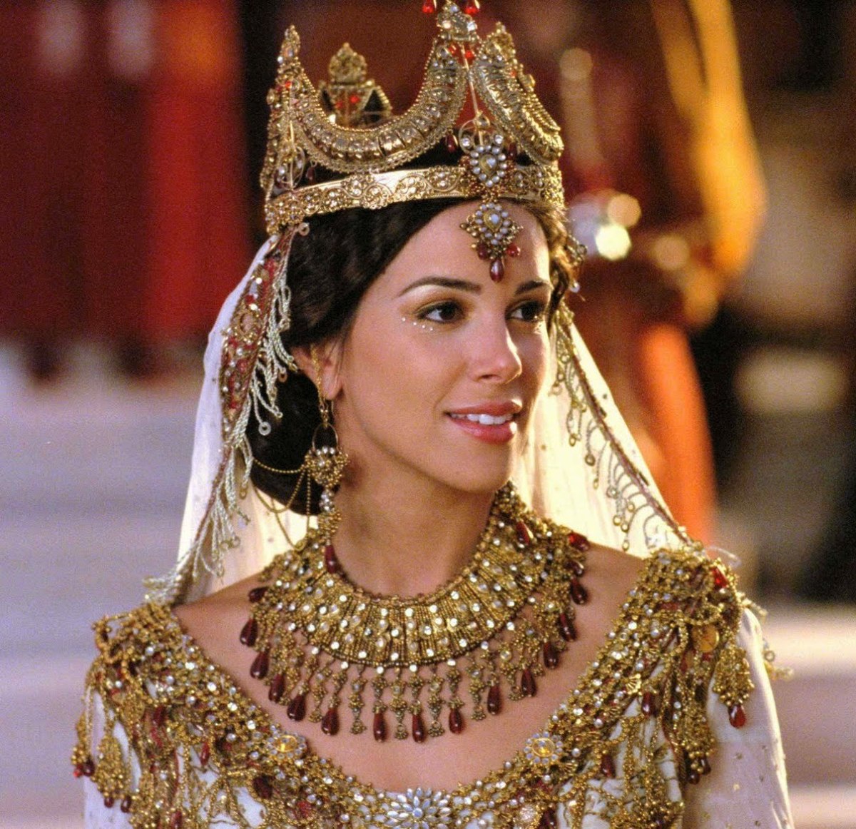 The 10 Best Crowns & Tiaras in Period Movies - HubPages