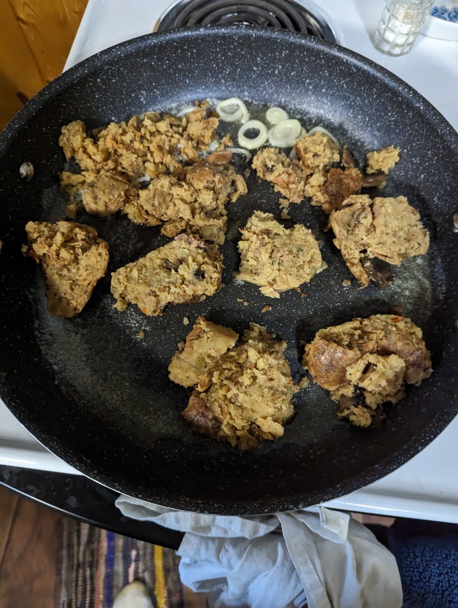 Fried Leftover Stuffing with a Fried Egg Topper - HubPages