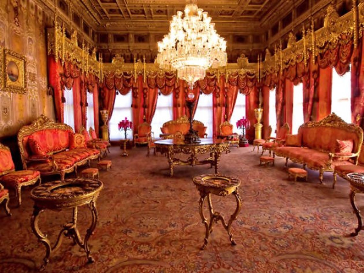 Dolmabahçe Palace Among the Witnesses of History: The Place Where ...