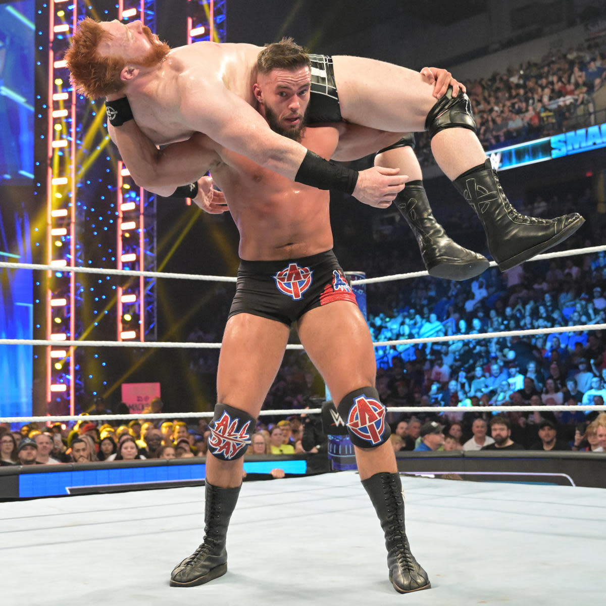 WWE Friday Night Smackdown Results: Roman Reigns 1,000 Day Celebration ...