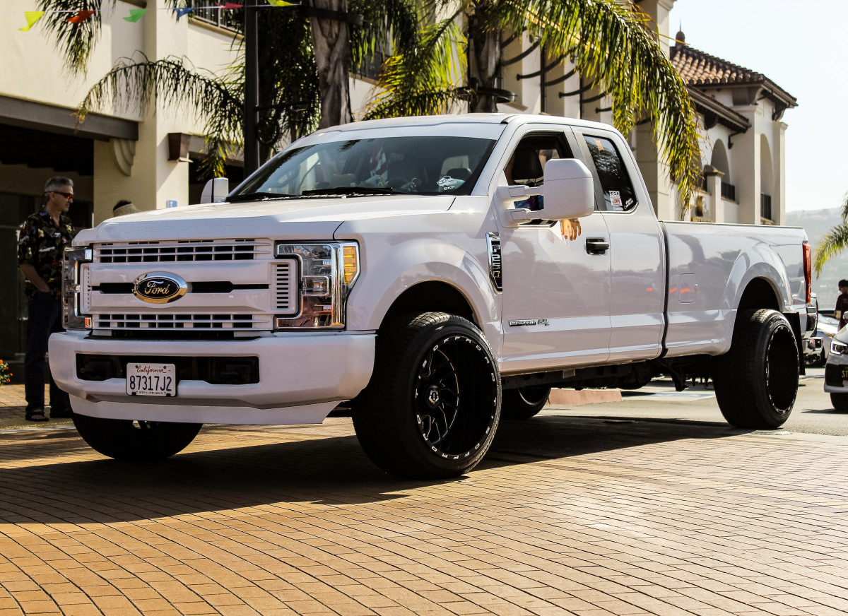 The Shelby F250 Super Baja X Hennessey Is the Truck to End All Trucks ...