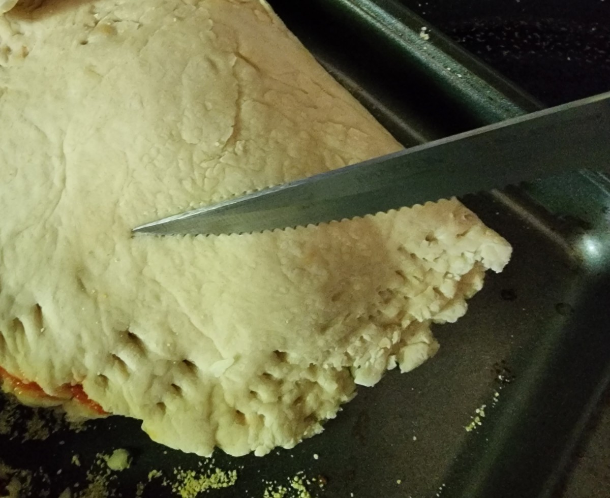 Easy Bread Machine Calzone Recipe - HubPages