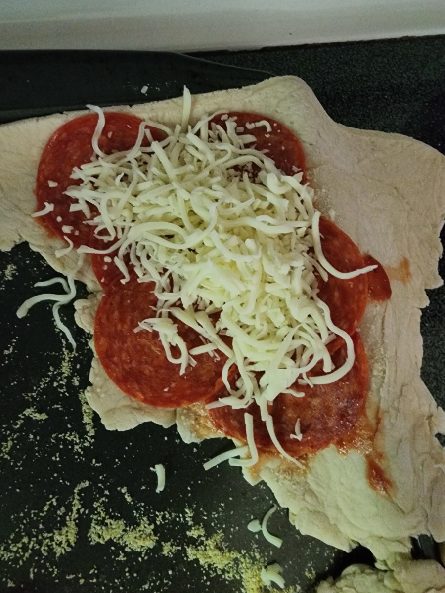 Easy Bread Machine Calzone Recipe - HubPages
