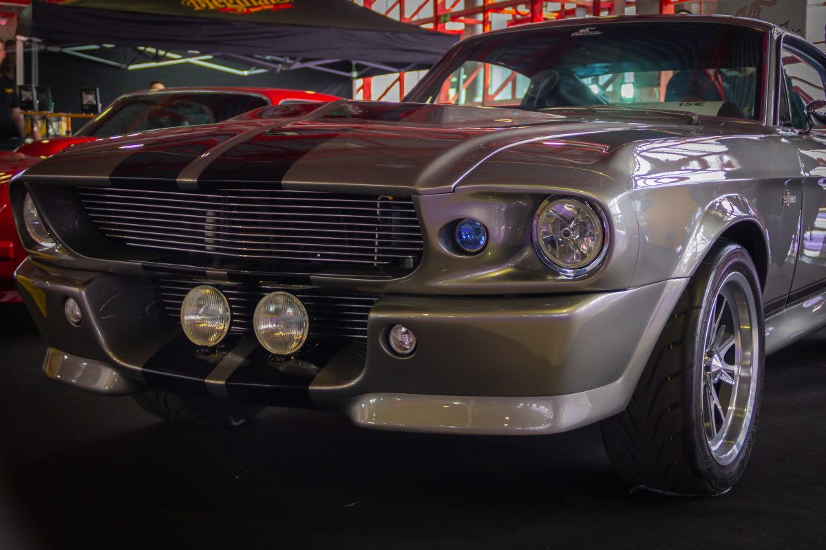 The Internet Is Freaking Out Over This 67 Ford Gt’s Engine Rev - HubPages