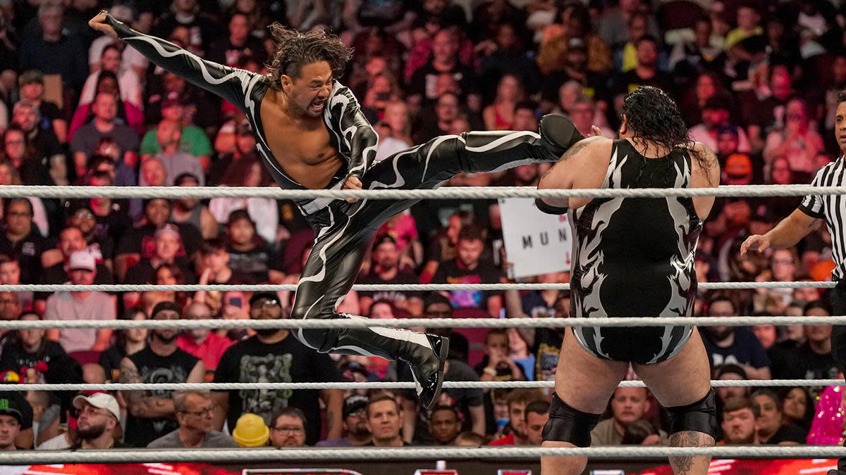 WWE Monday Night Raw: World Heavyweight Champion Seth "Freakin" Rollins ...