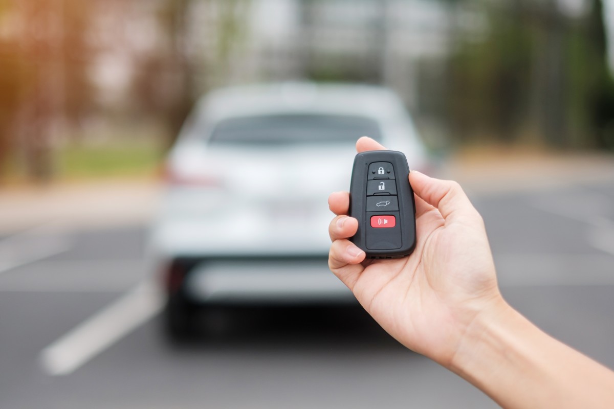 Brilliant Hack Shows off How To Control Car Windows Using the Key Fob ...