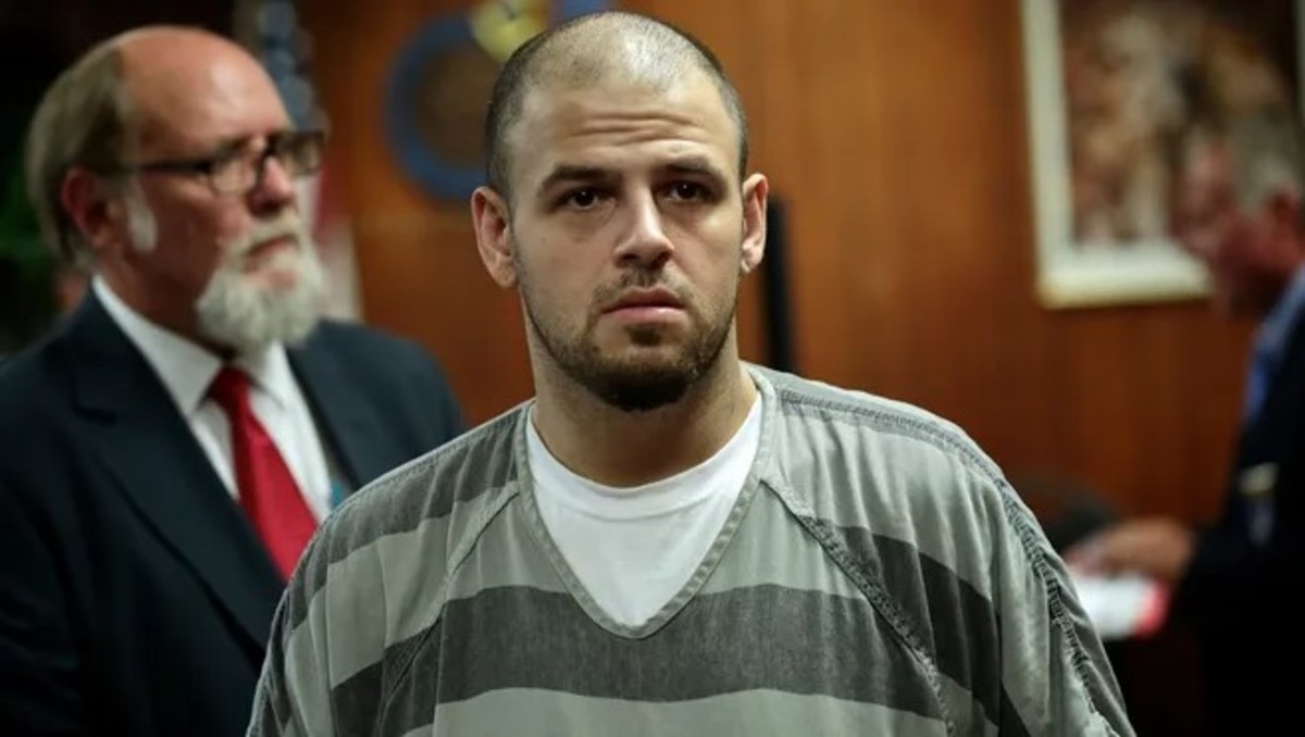 The Murder of Chelsea Bruck: Halloween Party Horror - HubPages