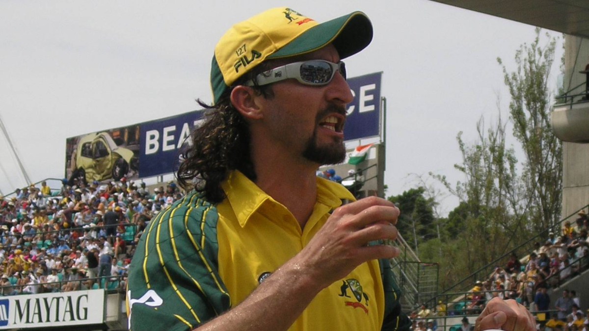 Cricket: Australian Fast Bowlers List - HubPages
