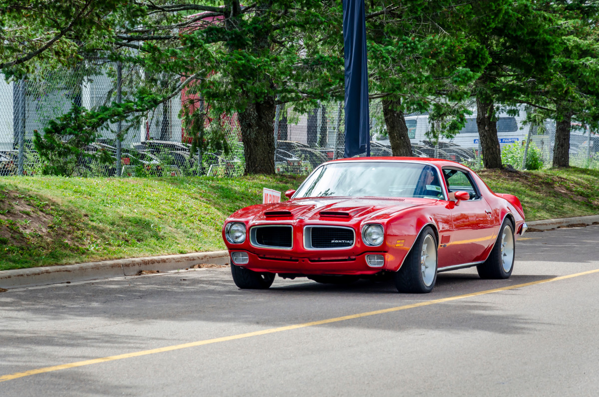 See the Custom 1971 Pontiac Firebird That Has Car Lovers Swooning ...