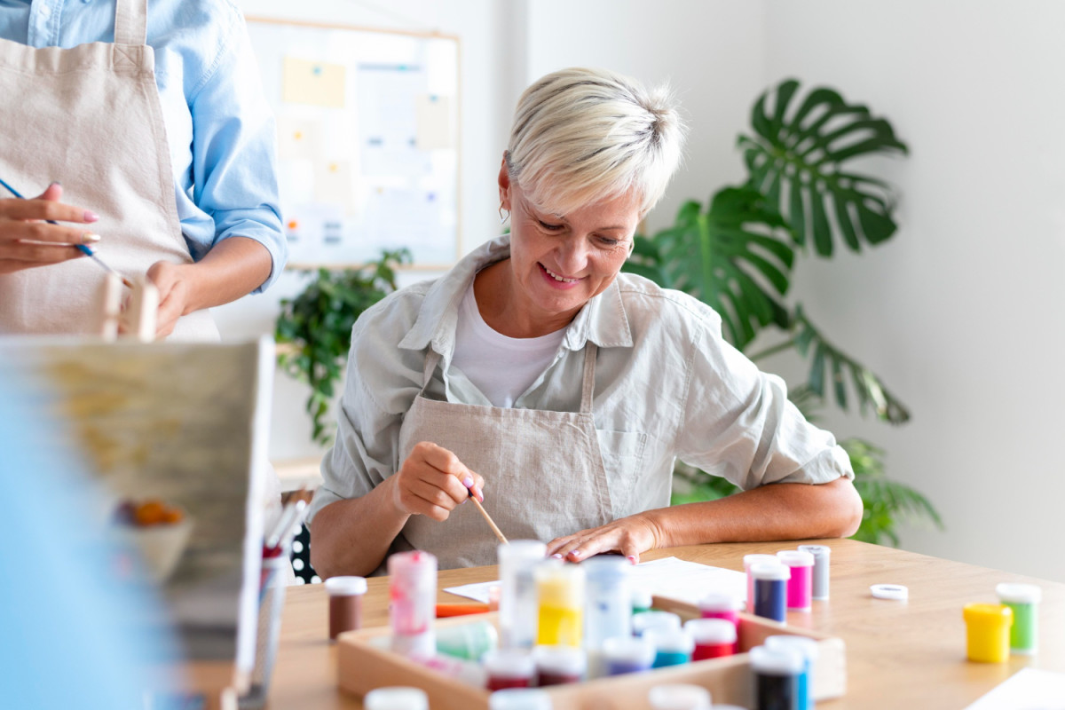 7 Volunteer Activities for Crafty, Artistic, or Creative Individuals ...