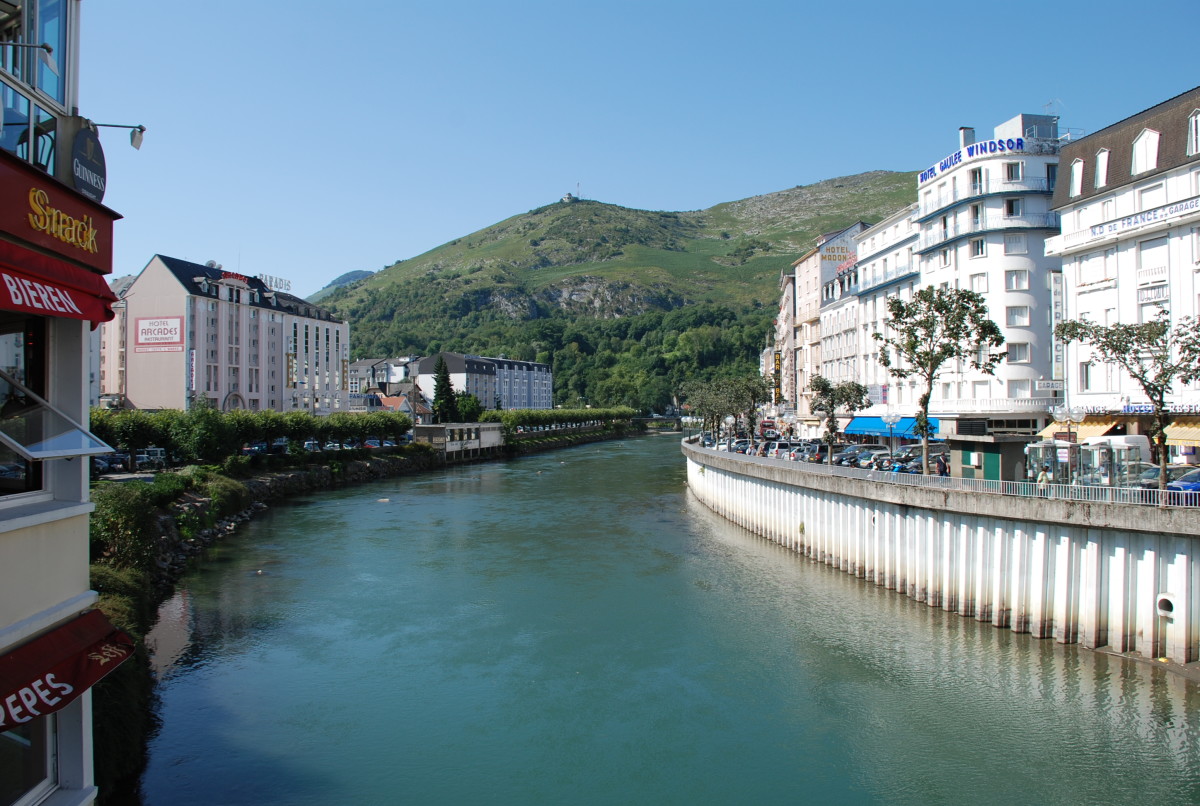 Visiting the River Known as the Gave de Pau: Not at Pau, but at Lourdes, France - HubPages