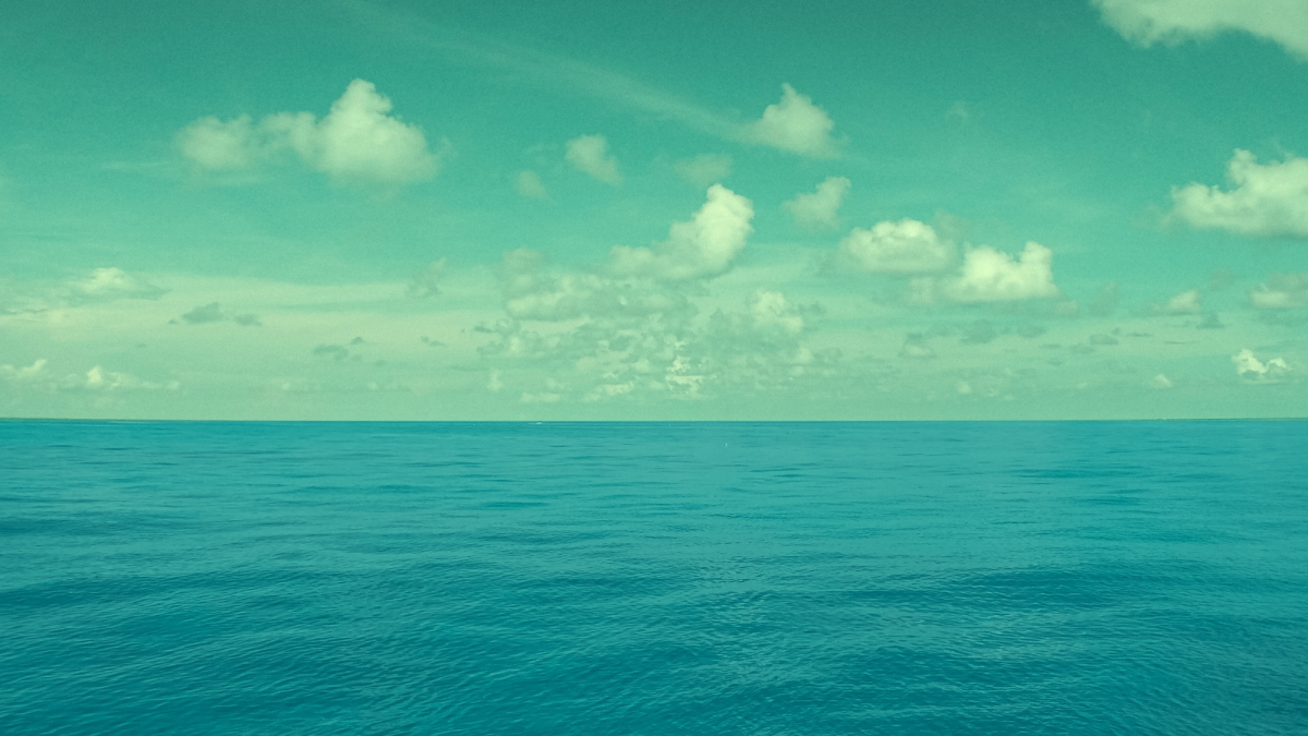 "Green Ocean Skies": A Poem by Kailey McComas - LetterPile