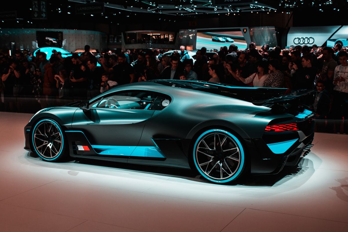 First-Ever Footage of Track-Ready Bugatti Bolide With W16 Engine Leaves ...
