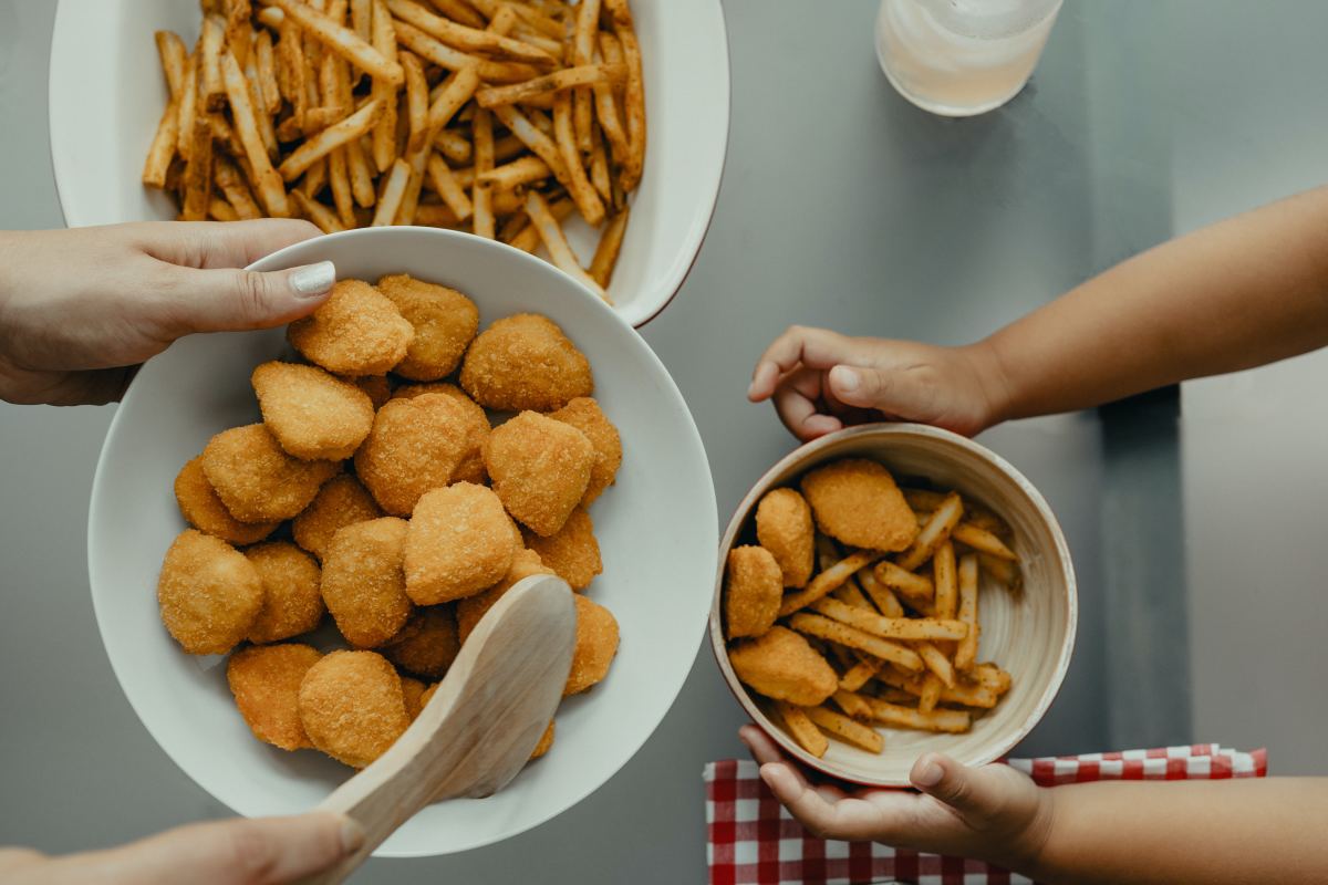 Little Boy Has Genius Way of Eating Chicken Nuggets - WeHaveKids News