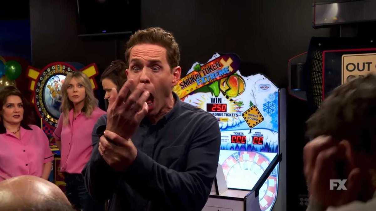 Ranking Every Episode of "It's Always Sunny in Philadelphia," Season 16 - HubPages