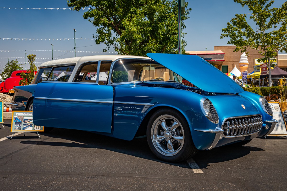 See the Custom 50s Era Corvette Wagon Restomod That Has the Internet ...