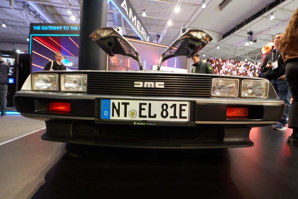The New Delorean Supercar Alpha 5 Is Back From the Future and Ready for ...