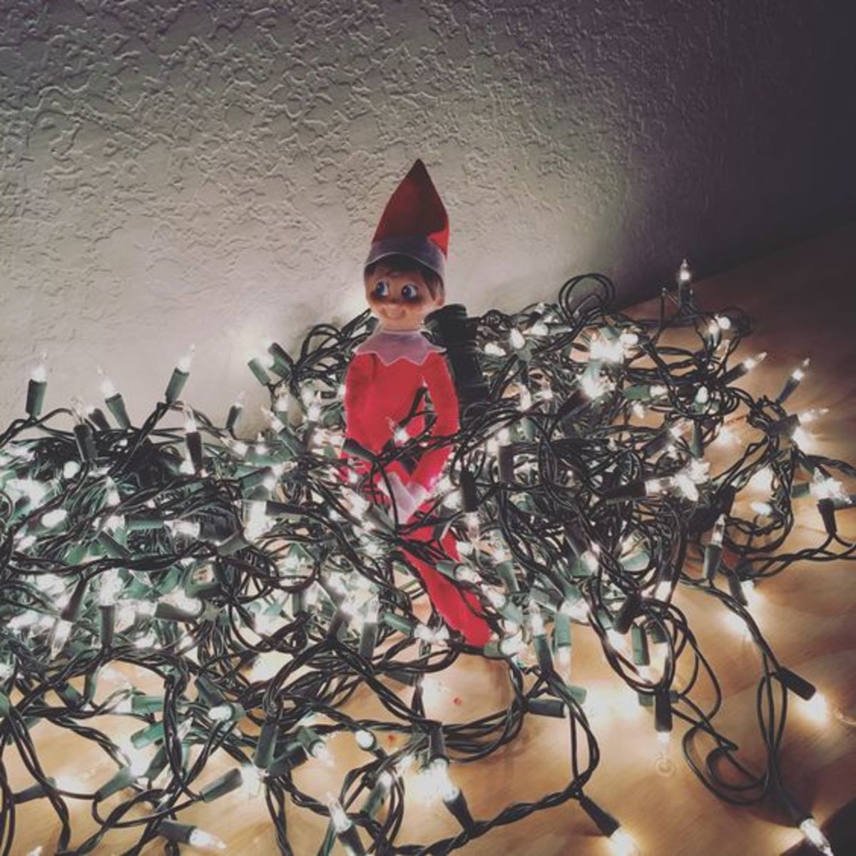 35+ Funny Elf on the Shelf Ideas for Kids - HubPages
