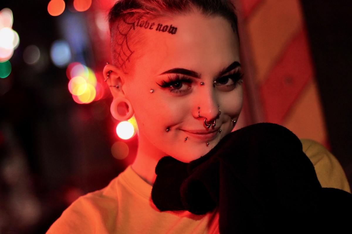 A Brief History of Body Modification - HubPages