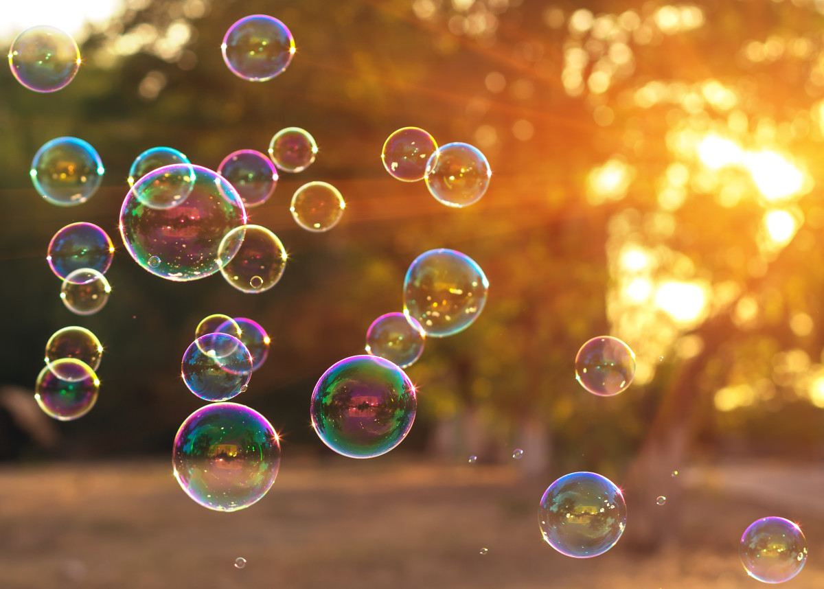 Nurse Dumbfounded As She Follows Bubble Orb Throughout The Hospital ...