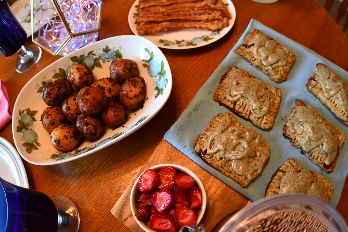 Green Tea and Elderberry Pop Tarts: Flavorful Breakfast Recipe - HubPages
