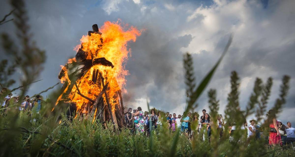 The History of Pagan Symbols and the Meanings Behind Them - HubPages