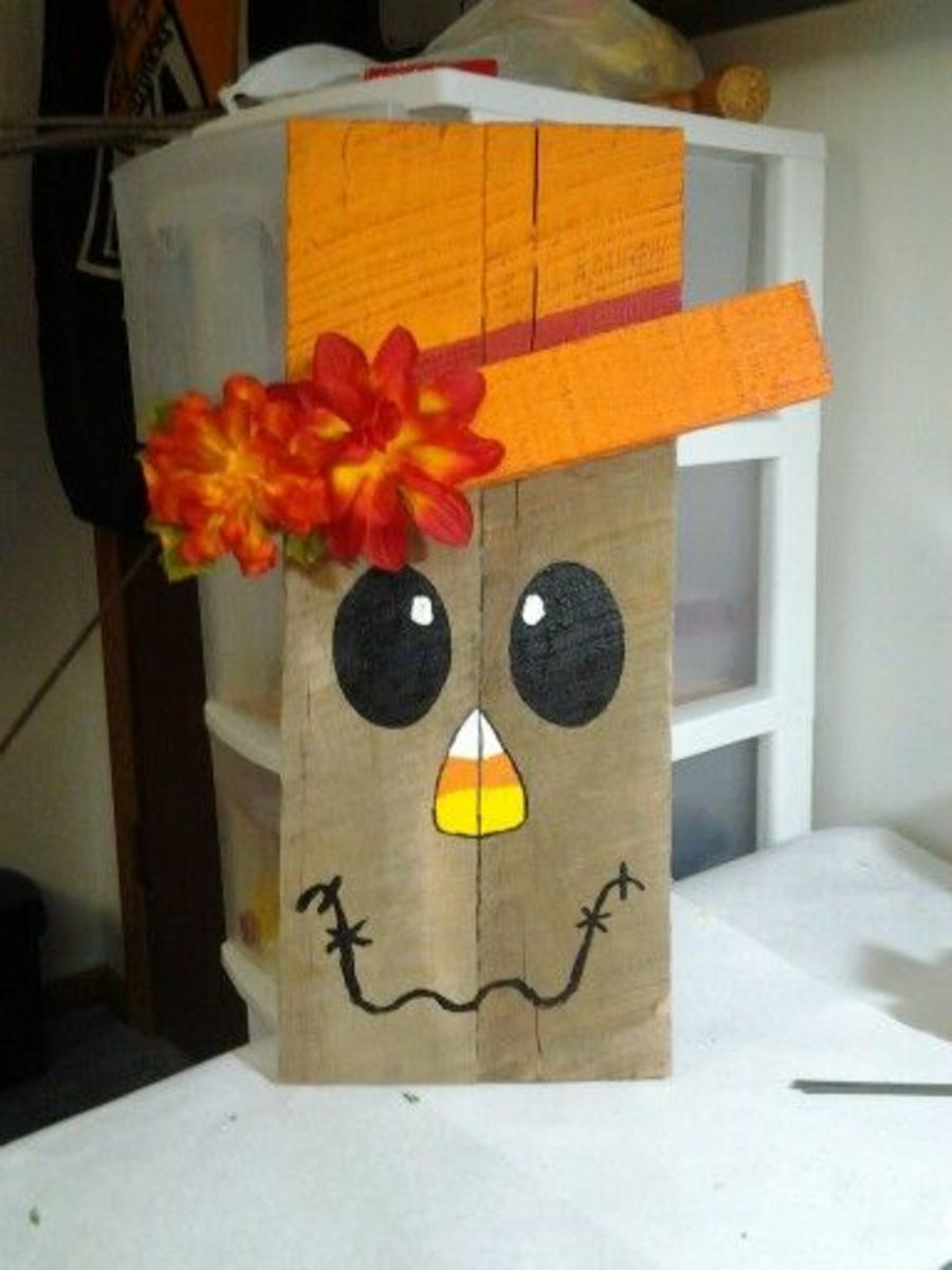 50+ Great Ideas for DIY Halloween Wood Crafts - FeltMagnet