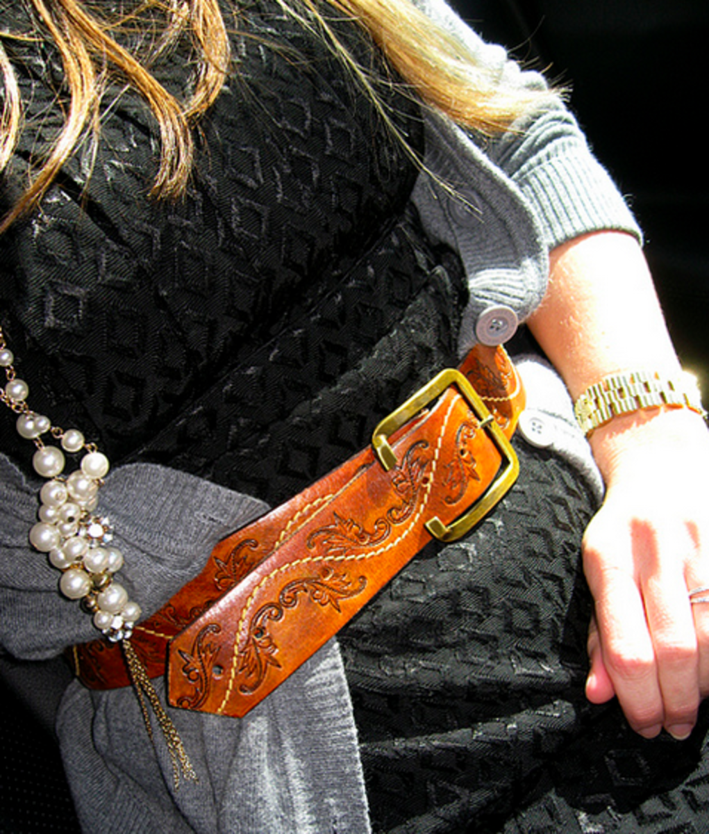 8 Ways to Accessorize the Little Black Dress - HubPages