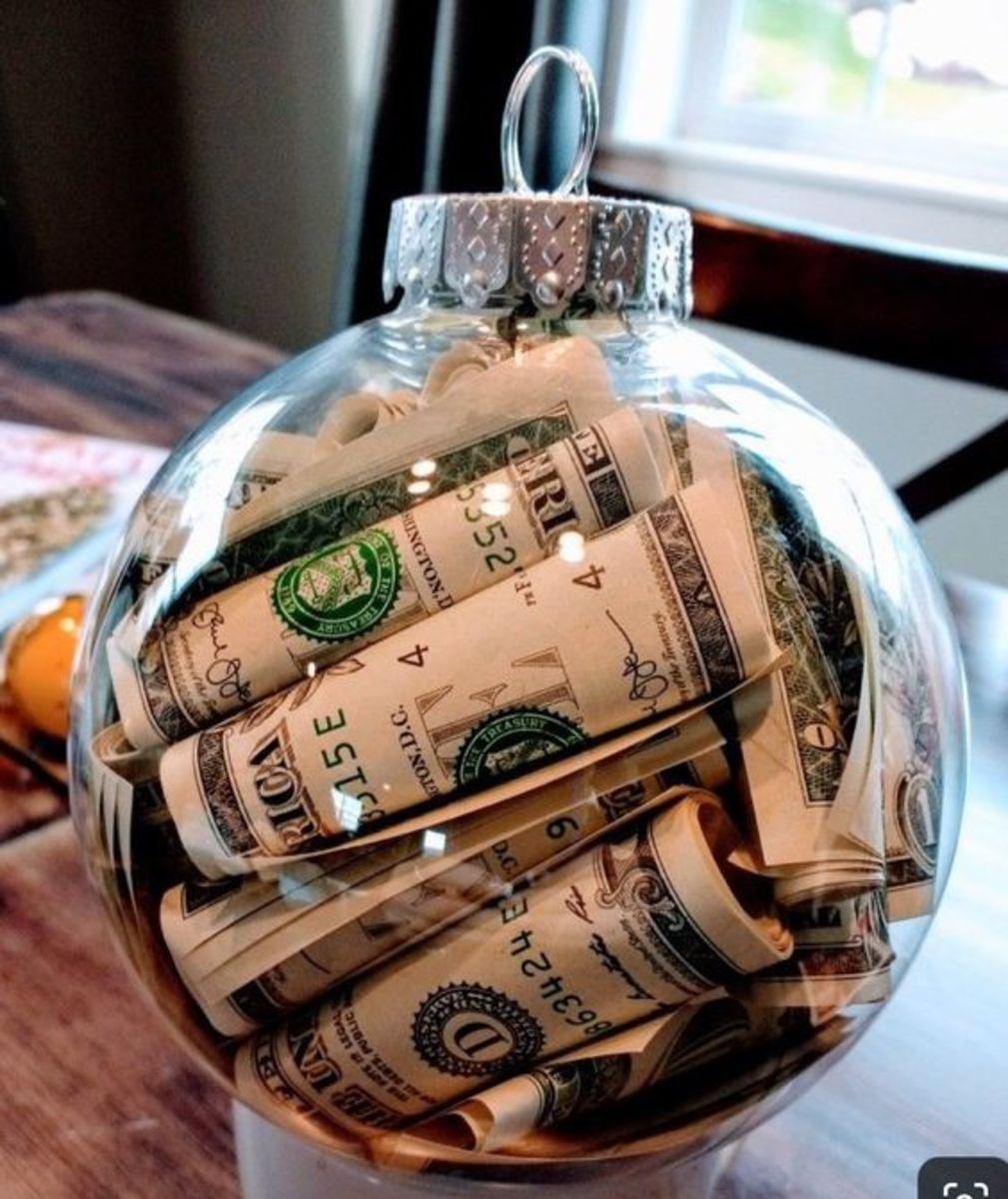 35+ Very Creative Ways to Give Money for Christmas - HubPages