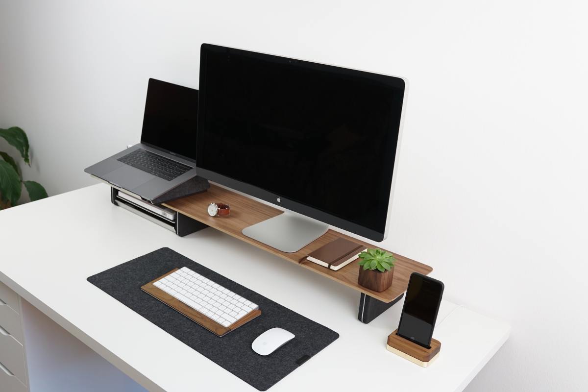 70+ Minimal Desk Setup Ideas - HubPages