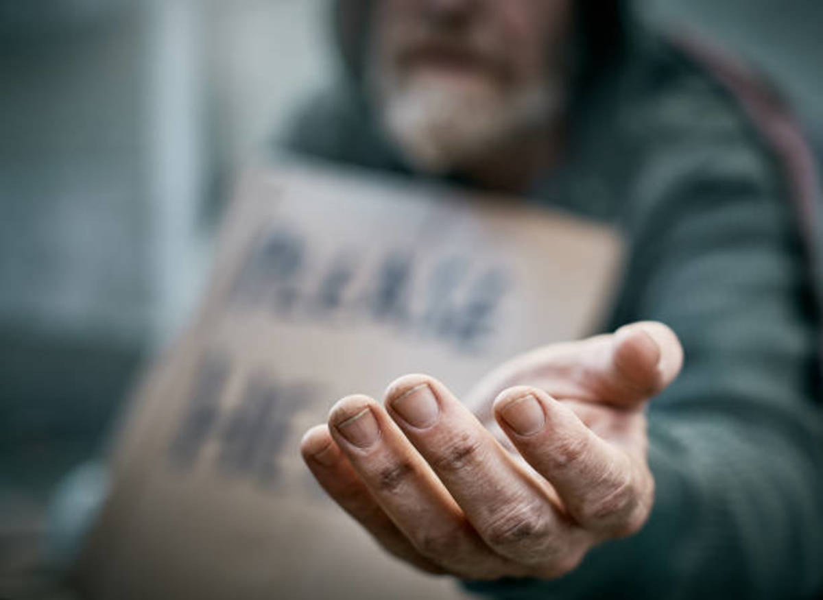 The Begging in the Streets - HubPages