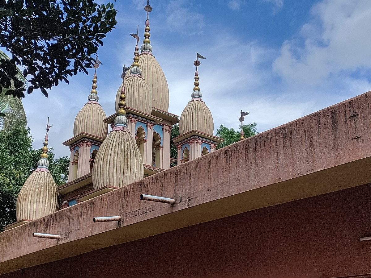 Suvarna Vihar temple of Nabadwip, West Bengal and the story of Musical ...