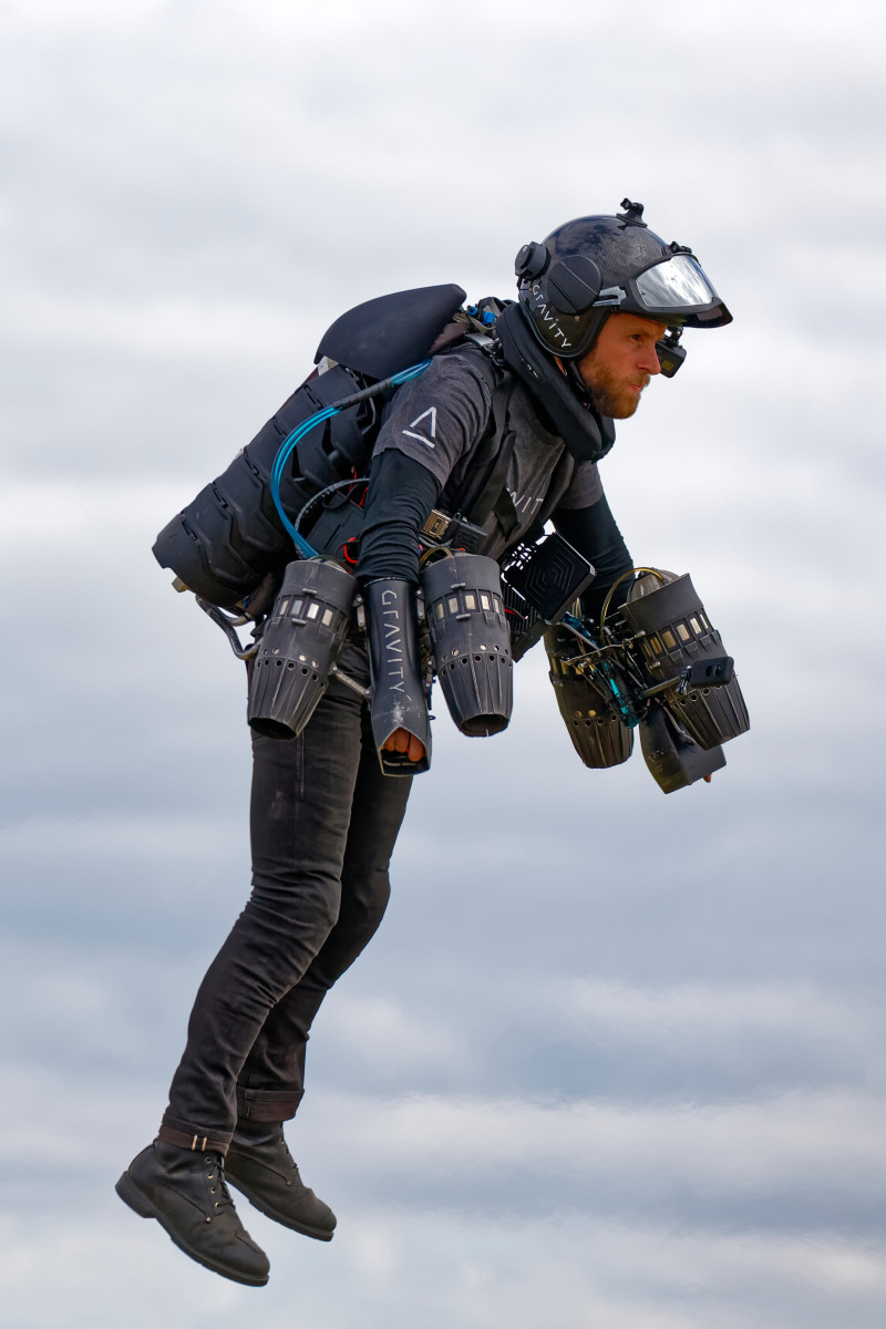 Watch This Man Fly a Real Jet Pack - HubPages
