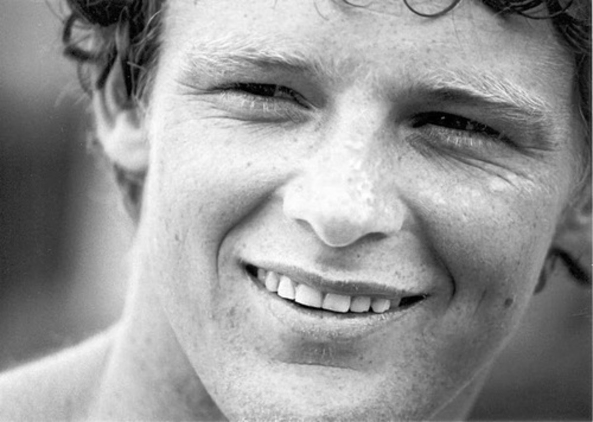 Terry Fox: Inspirational Cancer Survivor and Amputee Who Ran Across ...