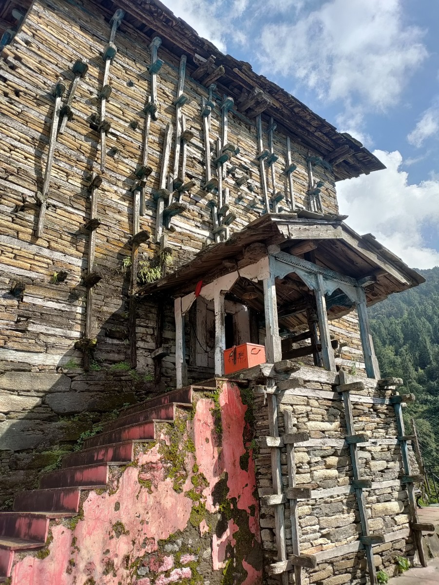 Kharsali Shani Deva Temple - the Oldest Shani Deva Temple in India ...