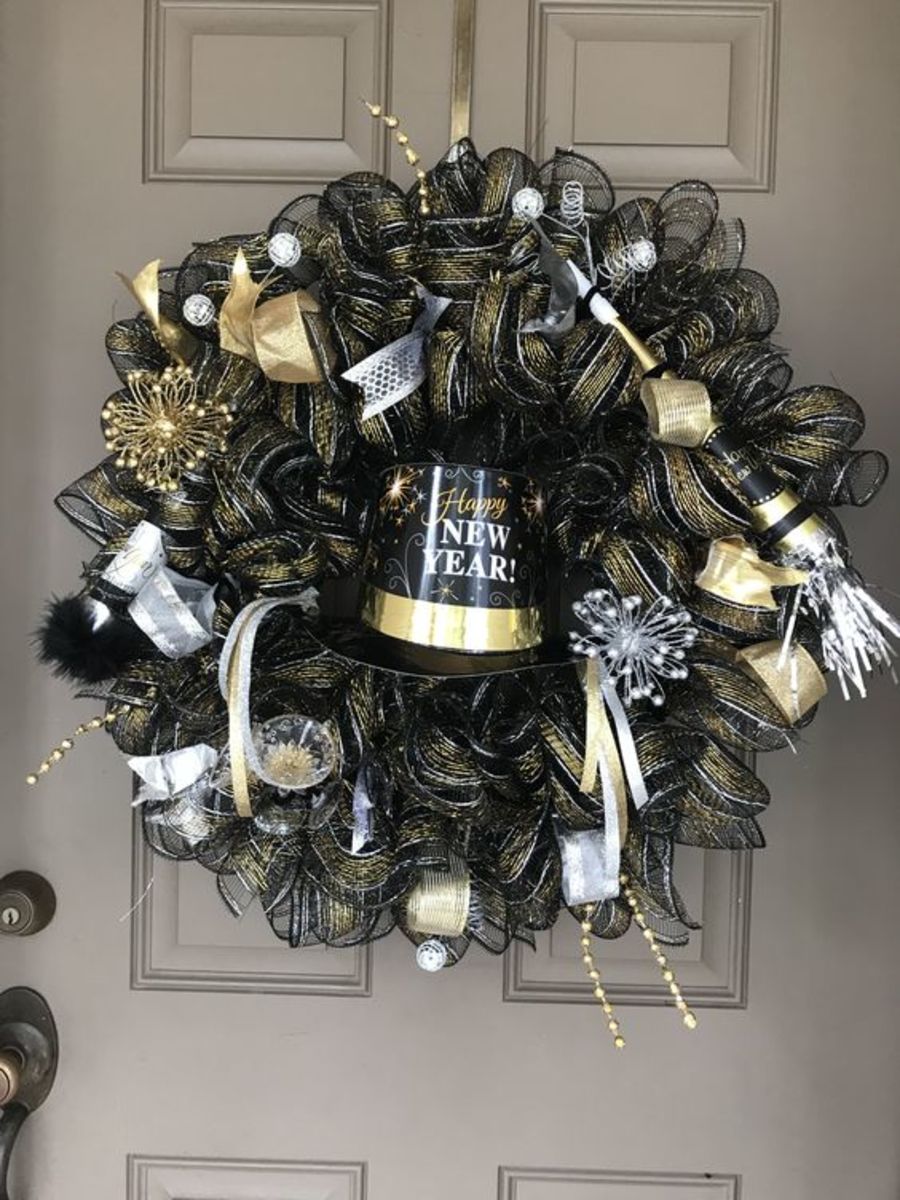 50+ Amazing DIY New Years Eve Wreath Ideas for 2024 - HubPages