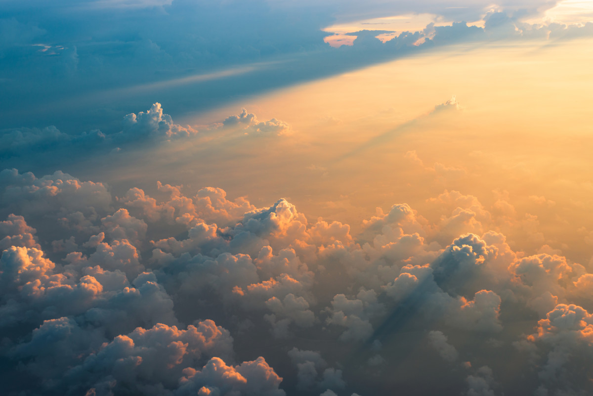 Woman Sees Enormous Shadow Falling Across the Sky - HubPages