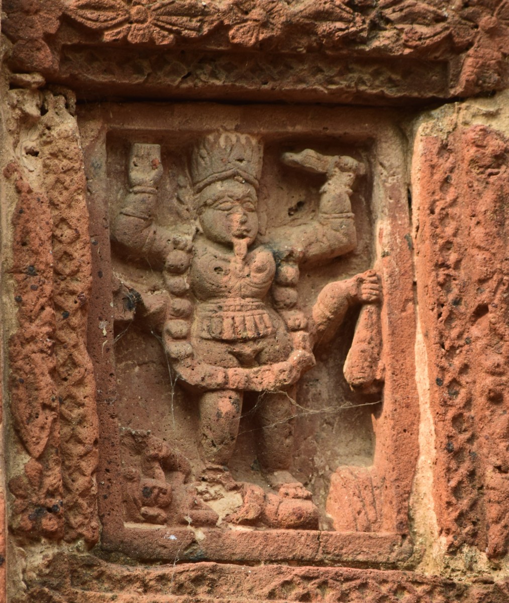 Goddess Kali in the decorations of temples of West Bengal - HubPages