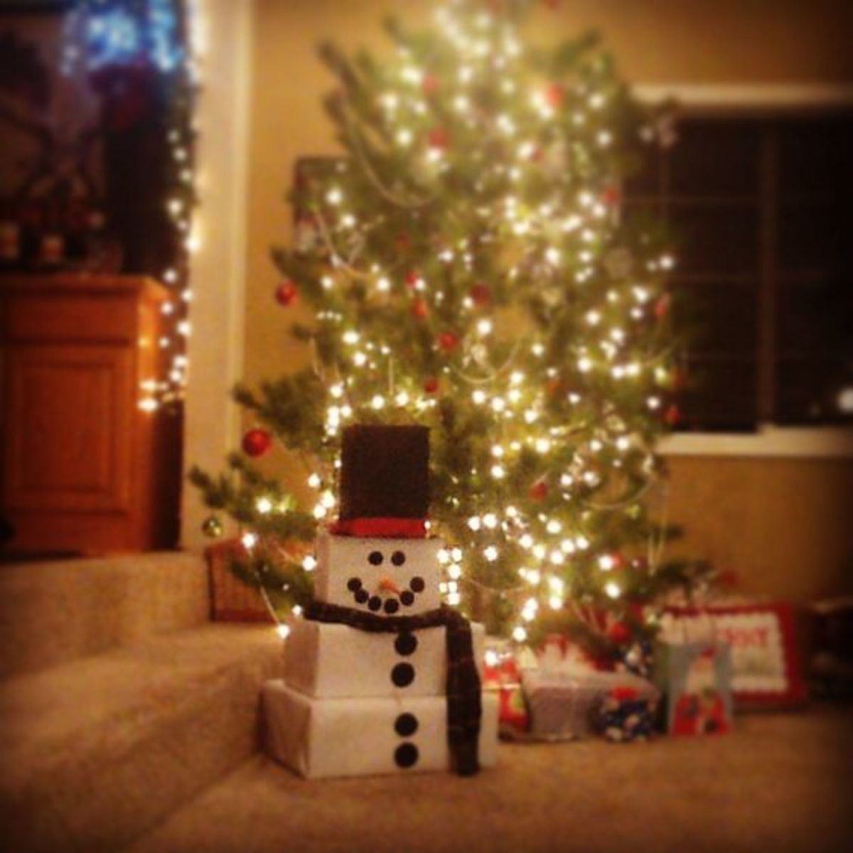 50+ Adorable DIY Snowman Gift Tower Ideas - HubPages