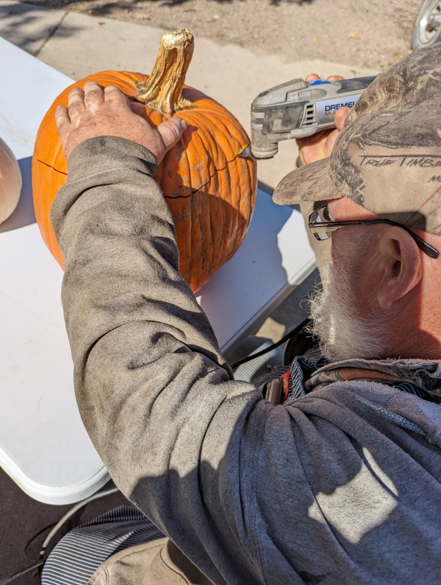 Pumpkin Carving - Making an Eye Looking Out - HubPages