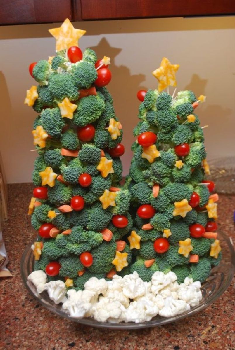 Xmas Decorative Veggie Platters Christmas Themed Veggie Tray Buddy