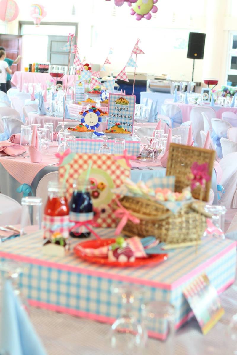 How To Decorate a Kids Party - HubPages