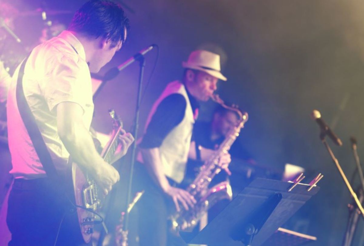 7 Ultimate Jam Sessions Around the World - HubPages