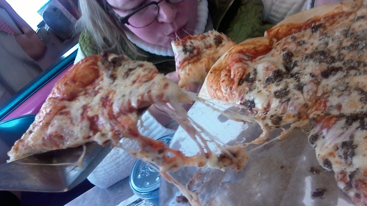 Pizza At The Pixie: Restaurant Review - HubPages