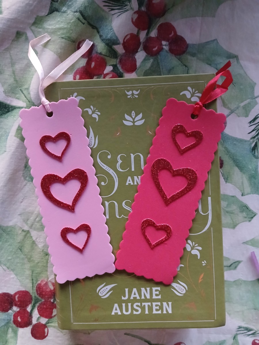 Easy Heart Bookmarks to Craft - HubPages