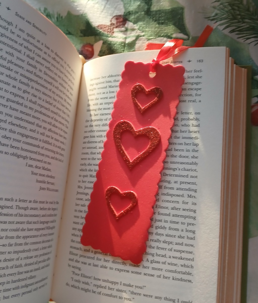 Easy Heart Bookmarks to Craft - HubPages