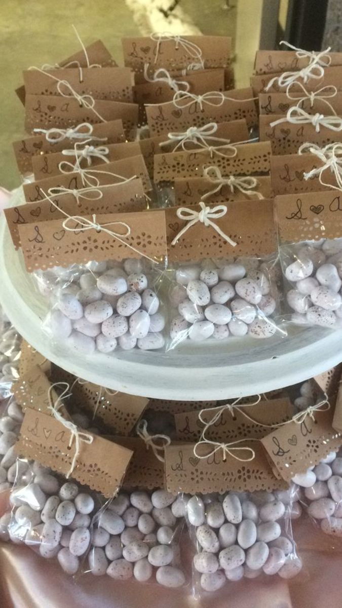 60+ Creative Wedding Favors Your Guests Will Love - HubPages