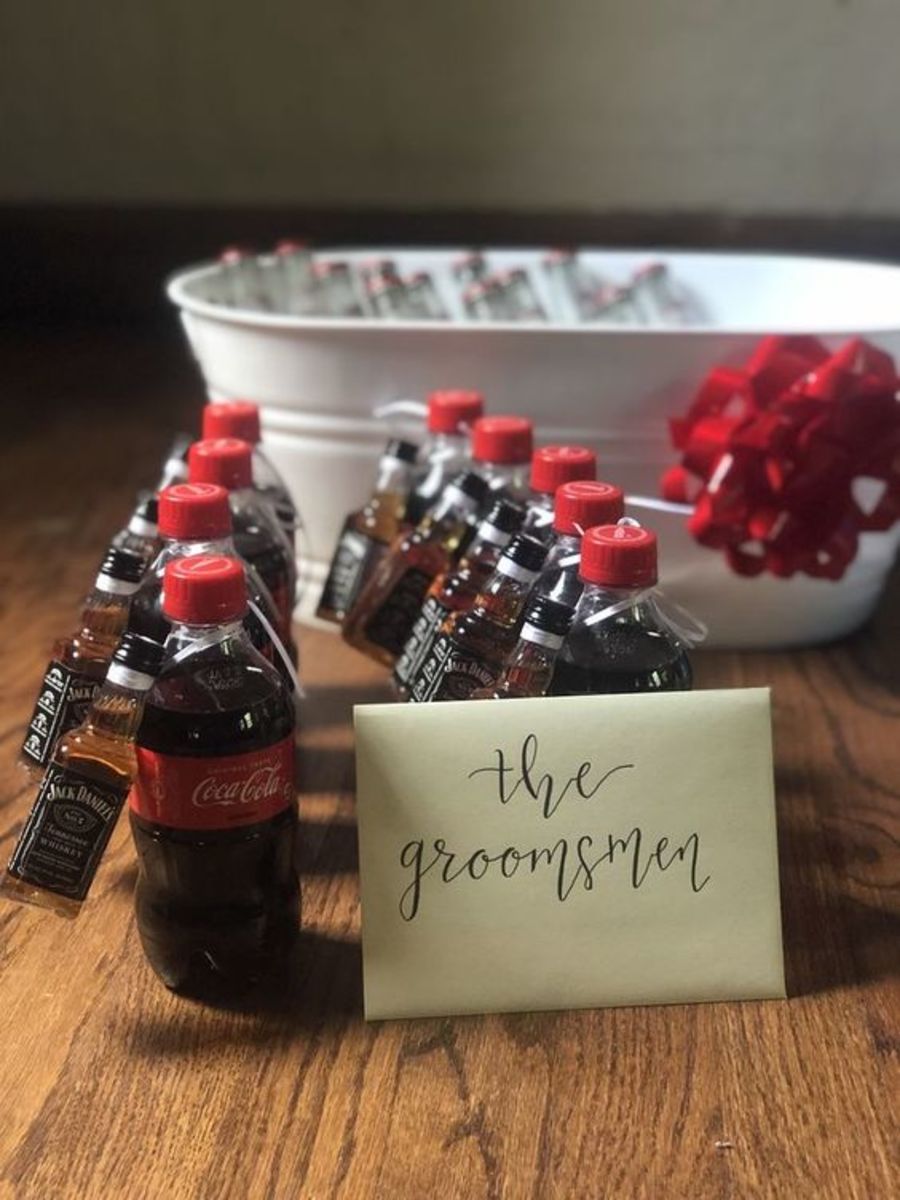 60+ Creative Wedding Favors Your Guests Will Love - HubPages